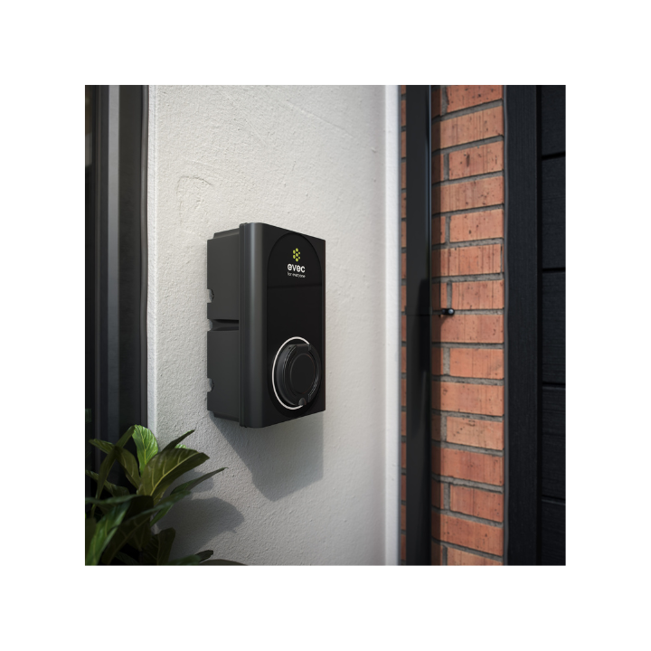 EVEC: 7.4kW | SOCKET OR TETHERED