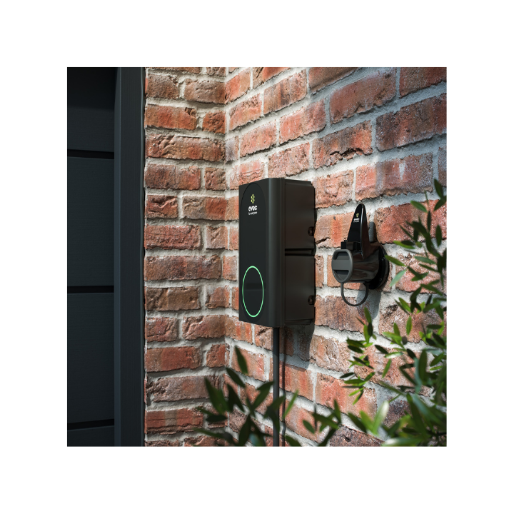 EVEC: 7.4kW | SOCKET OR TETHERED