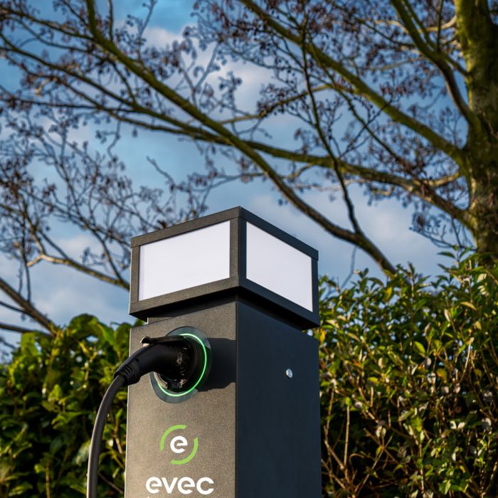 EVEC PEDESTAL: SOCKET | 22kW | 3-PHASE – voltaev.co.uk