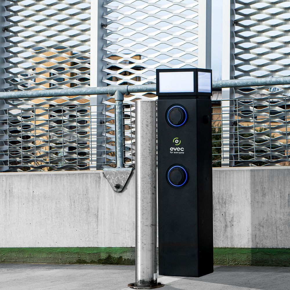 EVEC PEDESTAL: DUAL SOCKET | 22kW | 3-PHASE – voltaev.co.uk